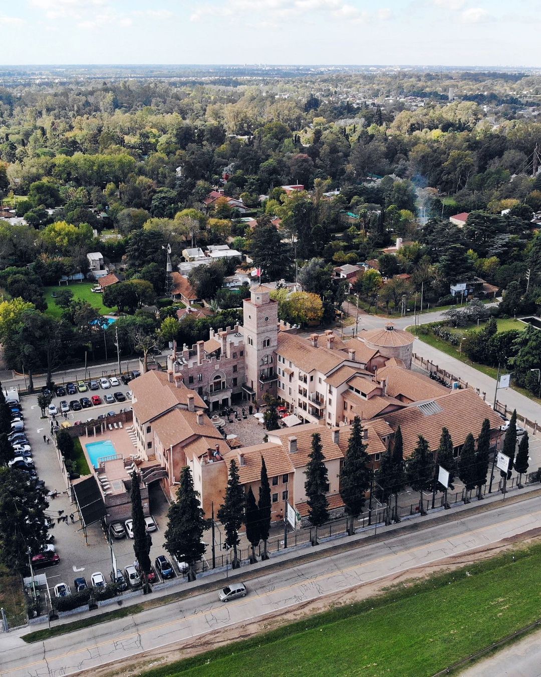 Torrepueblo Suites & Events – Viví Tigre